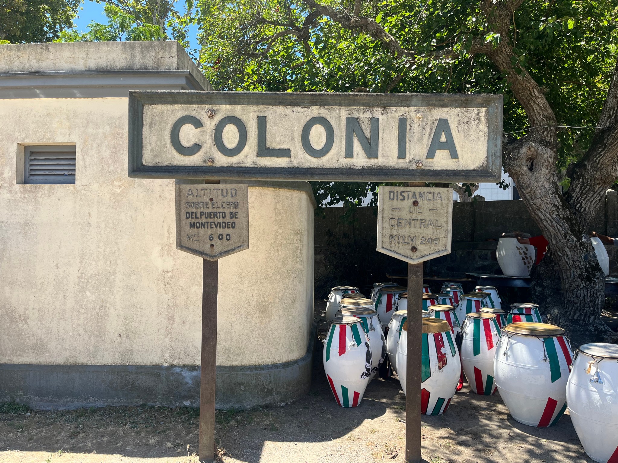 A Charming Introduction to Uruguay in Colonia del Sacramento ...